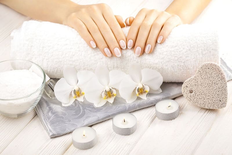 Holly Nails & Spa